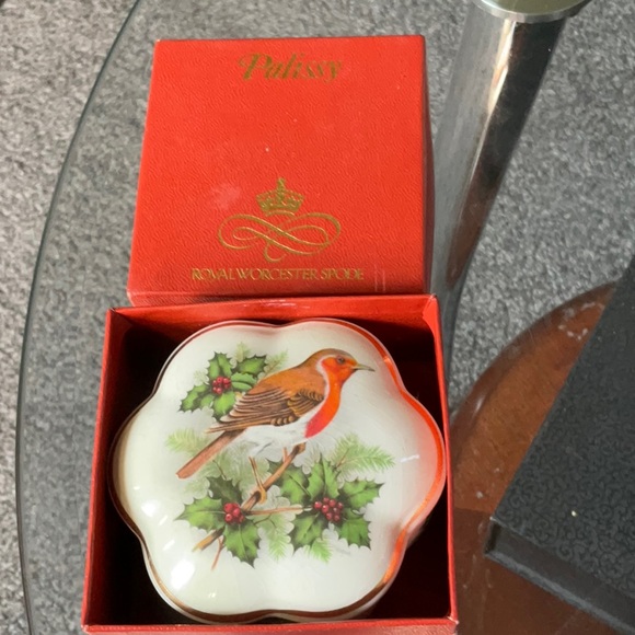 Spode | Holiday | Royal Worcester Spode Palissy Trinket Box | Poshmark